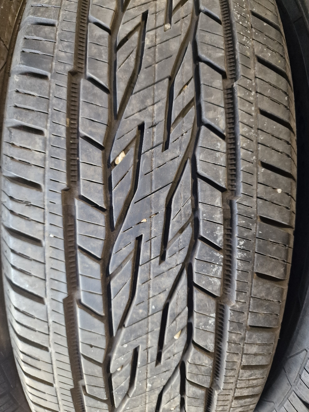 Continental 215/65R16 CROSSCONTACT LX2 6-6.5mm DOT21 használt gumi ...